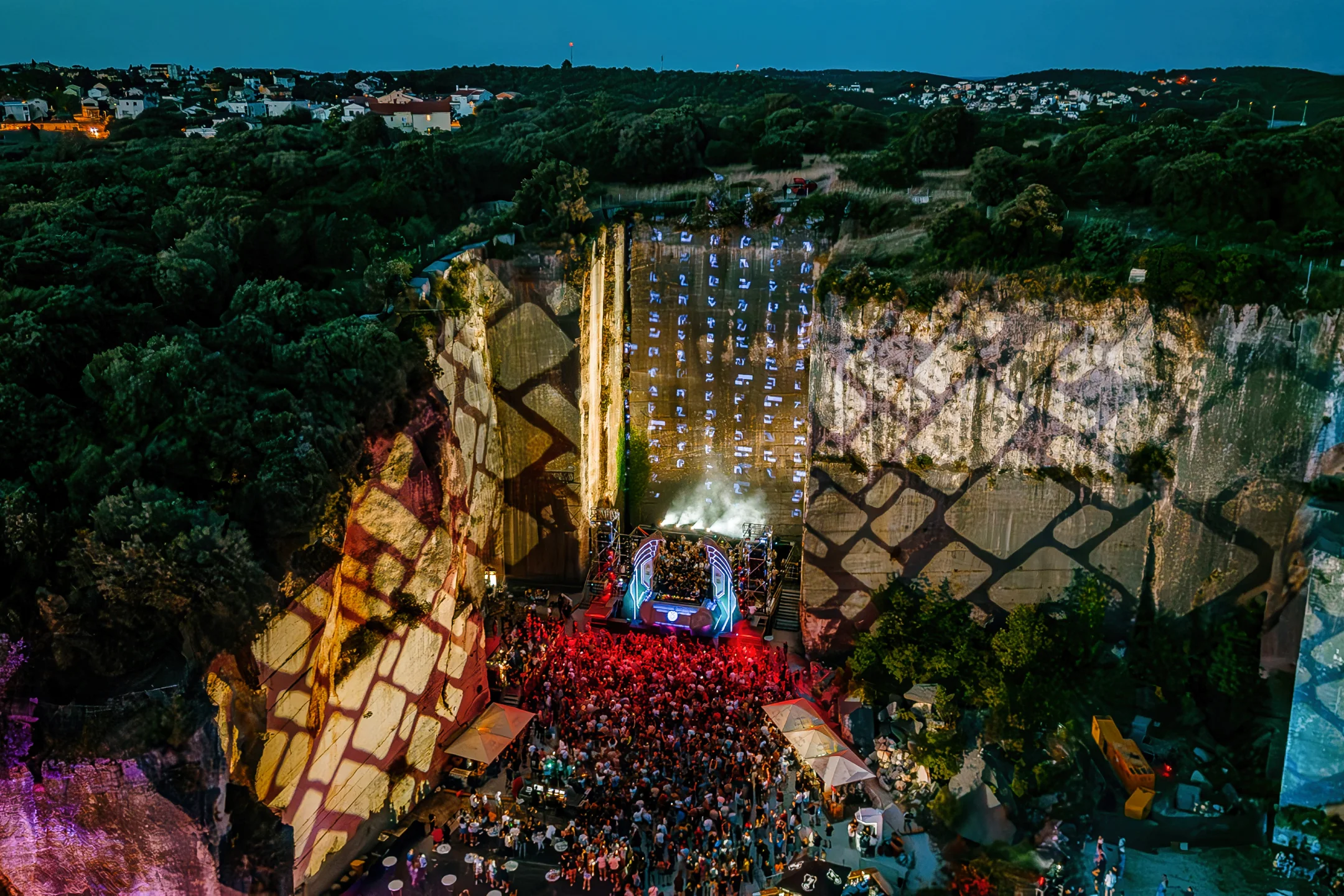 Gates of Agartha u Cave Romane stiže s Adriatiqueom, Dixonom, Seth ...